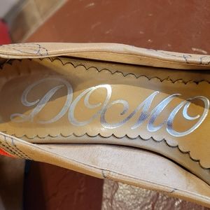 Domo | Shoes | Domo Tan Shoes | Poshmark